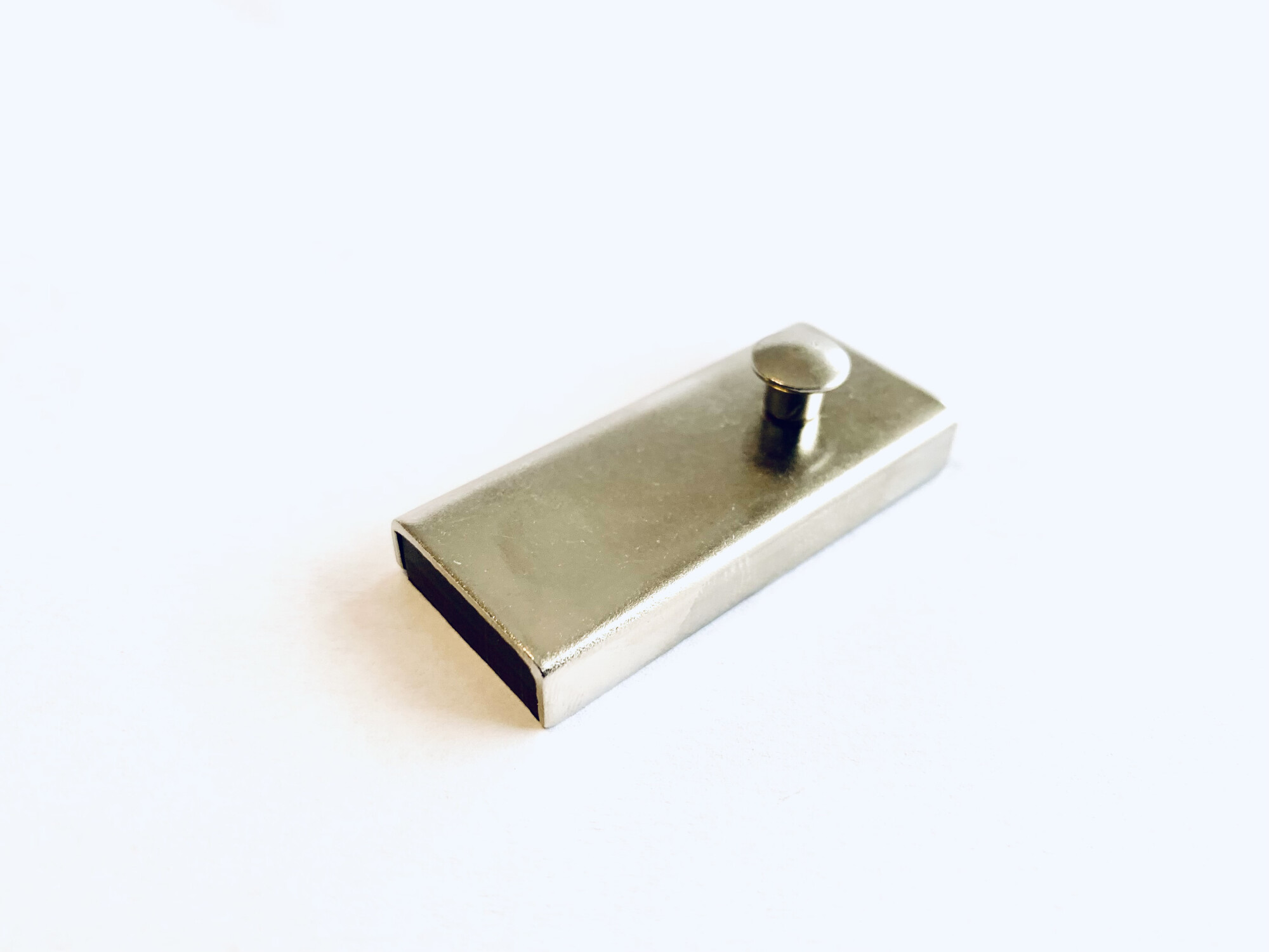 Limitator magnetic mediu MG1